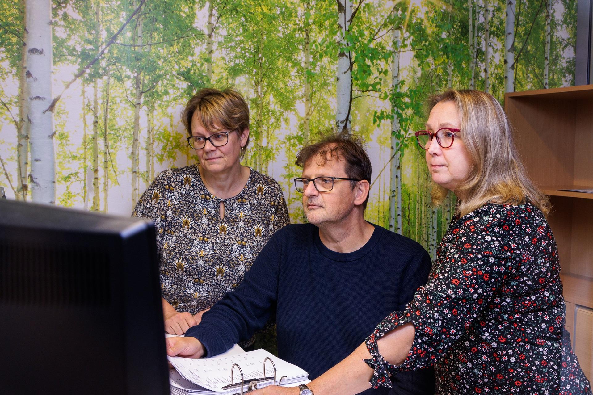 Osaava kirjanpitäjä -koulutus verkossa - Suomen Yrittäjäopisto